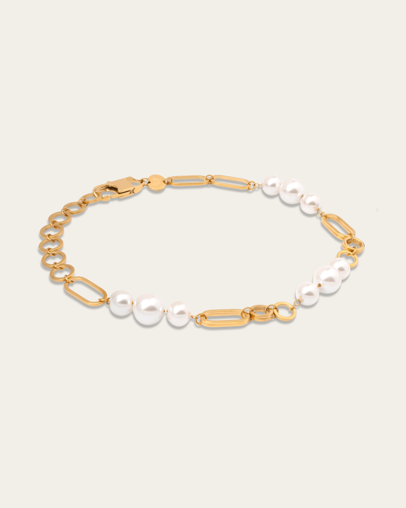 Luxury Pet Jewelry | The Zoe Pearl and Gold Pet Necklace – FURRY MUSE